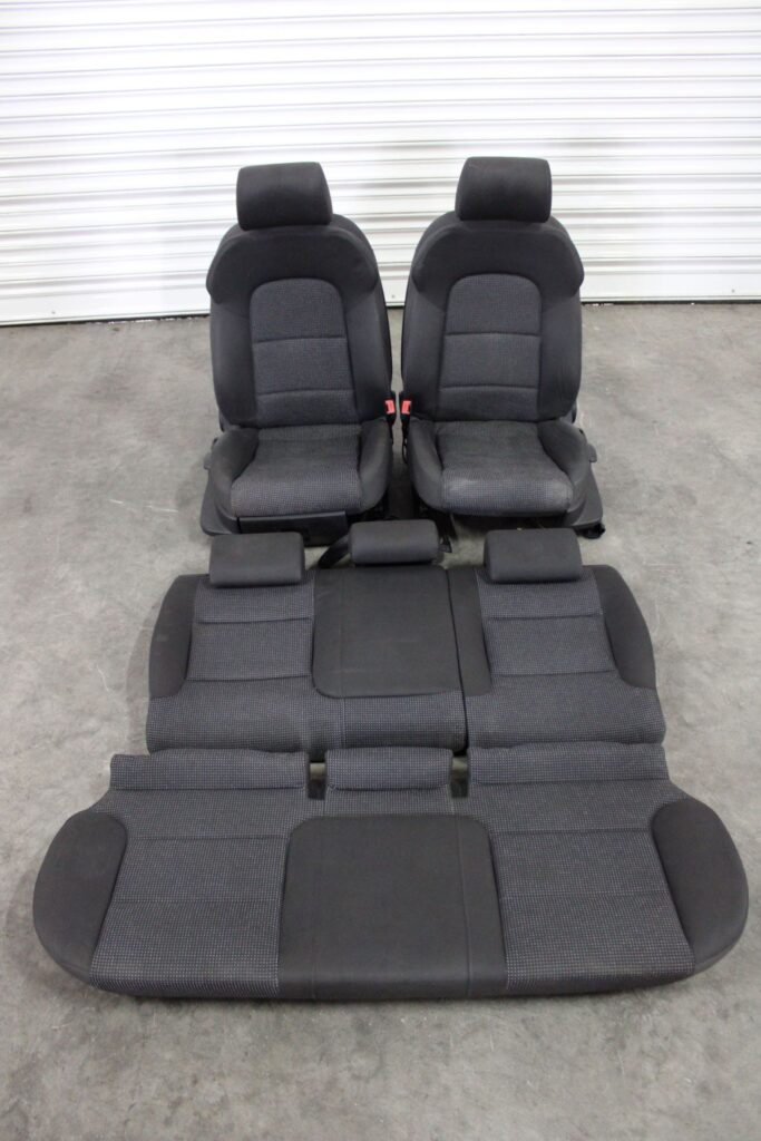 Σαλόνι κομπλέ AUDI A3 8P4 Sportback μαύρο-γκρι ύφασμα (5 πόρτες ...